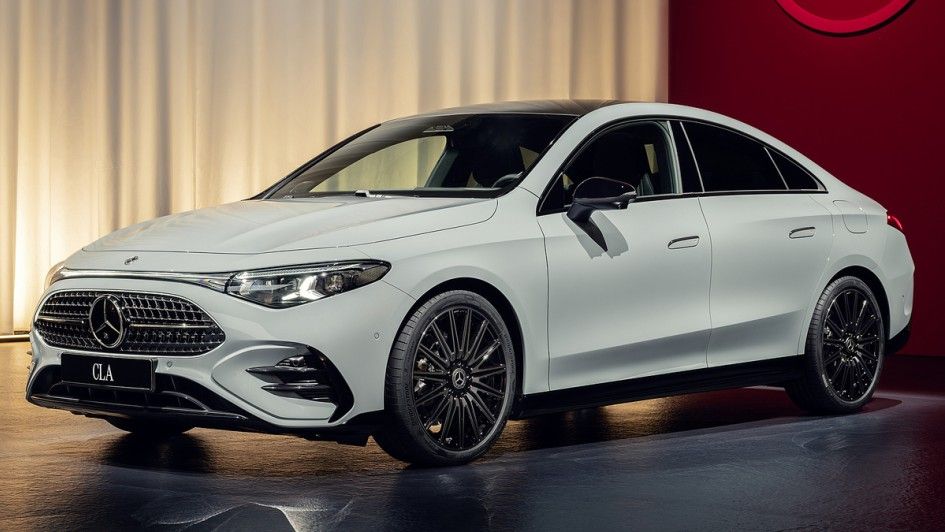 Mercedes-Benz CLA (2026) v testu: Nejkrásnější malé auto světa? Displej ...